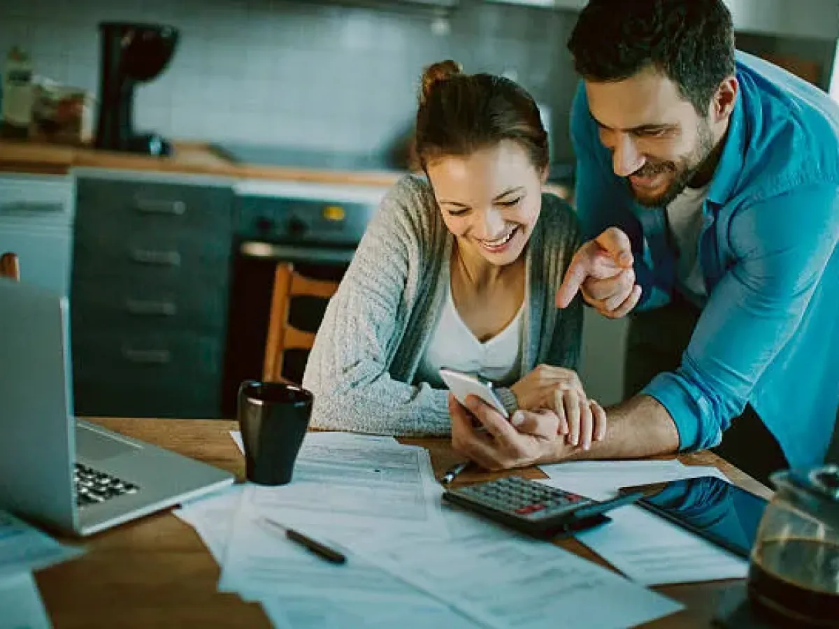 Règle 50, 30, 20 : Voici Comment Répartir Votre Salaire Du Mois ! | Le ...